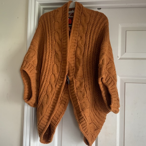 Berretti | Sweaters | Nwt Berretti Womens Made In Italy Cable Knit Wool ...